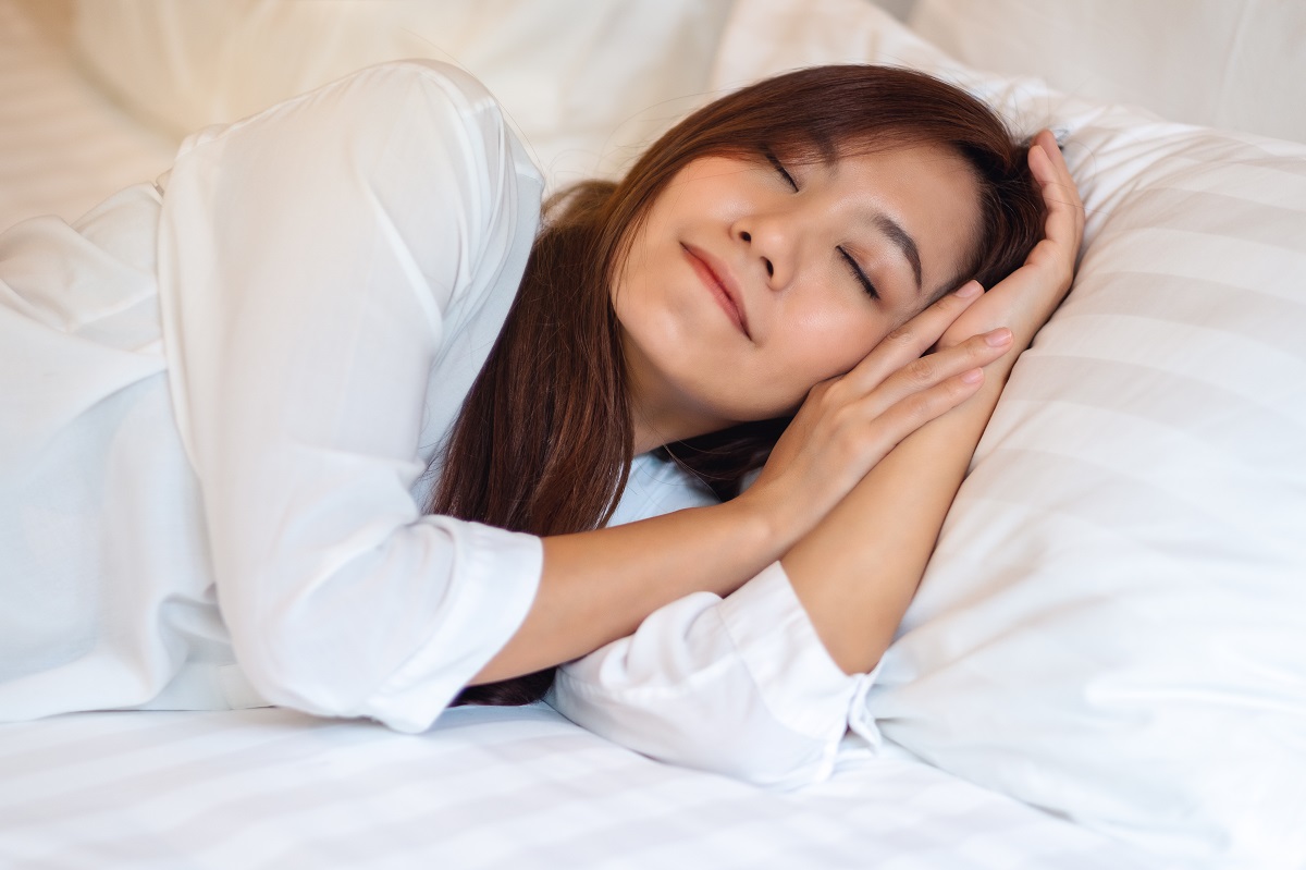 5 Denture Care Tips: Do's and Don'ts | Elevate Dental